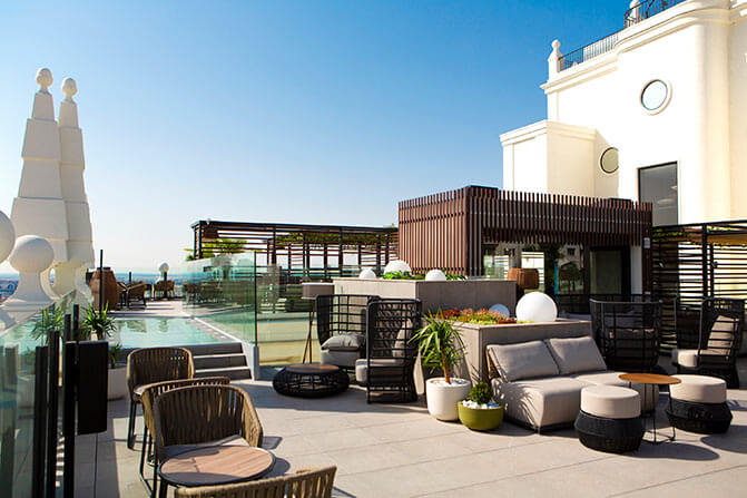 RIU ouvre un hôtel à Madrid avec une vue spectaculaire sur la ville ...